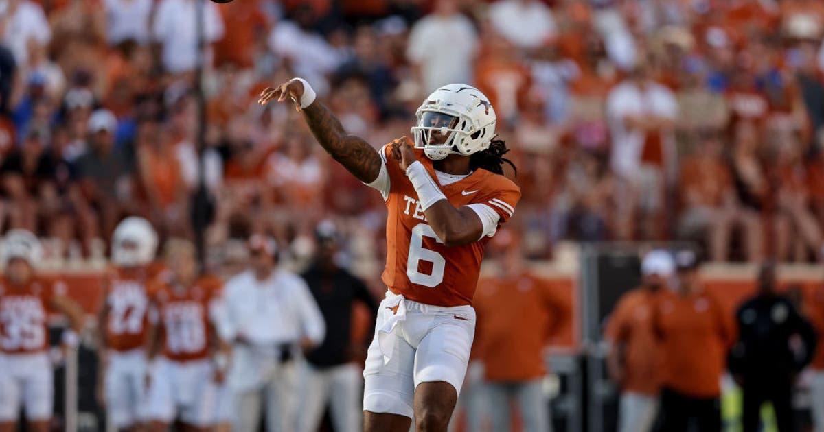 Redshirt freshman Maalik Murphy stars in QB debut for No. 7 Texas in a ...