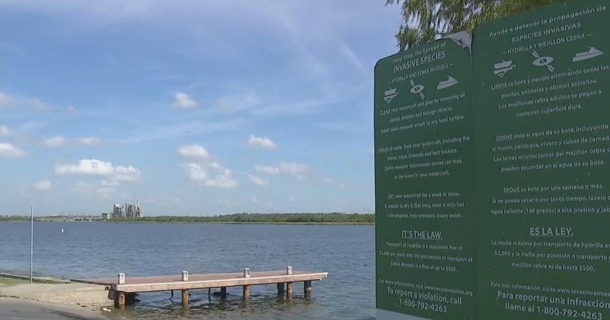 Walter E. Long Lake boat ramps closed due to low water levels | FOX 7 ...