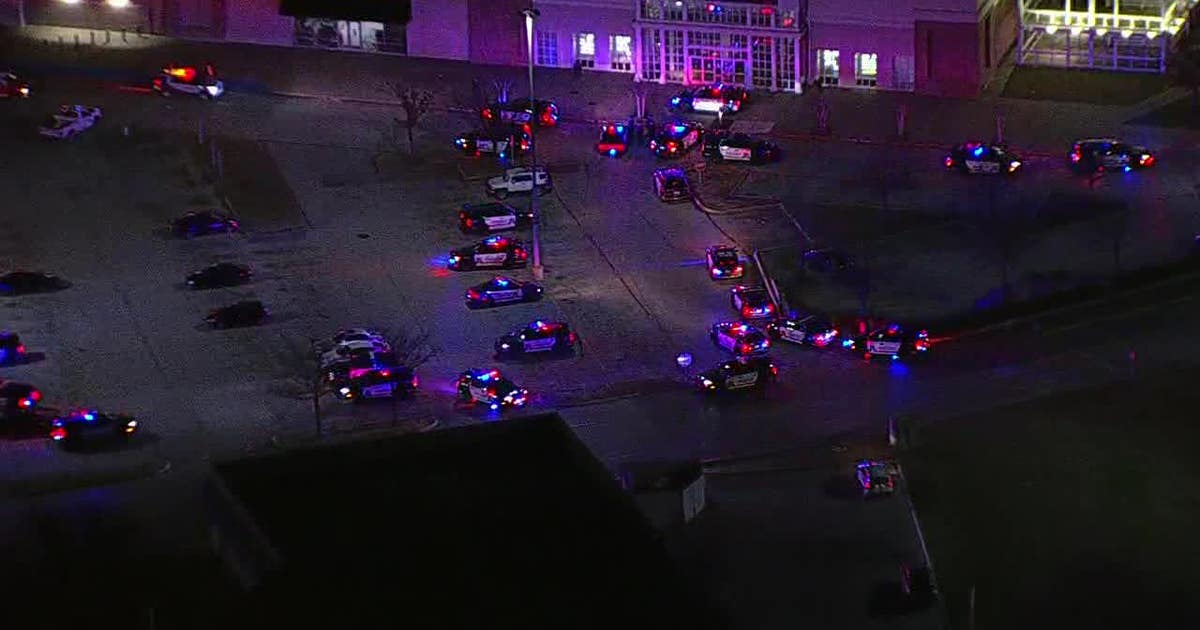 Arlington Parks Mall shooting: 2 people shot after argument | FOX 7 Austin