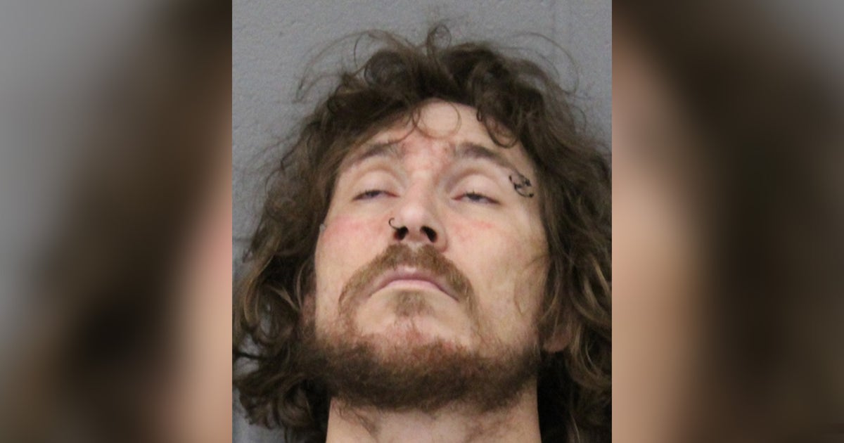 Man repeatedly slams car into vehicle carrying a family of 5 in north ...