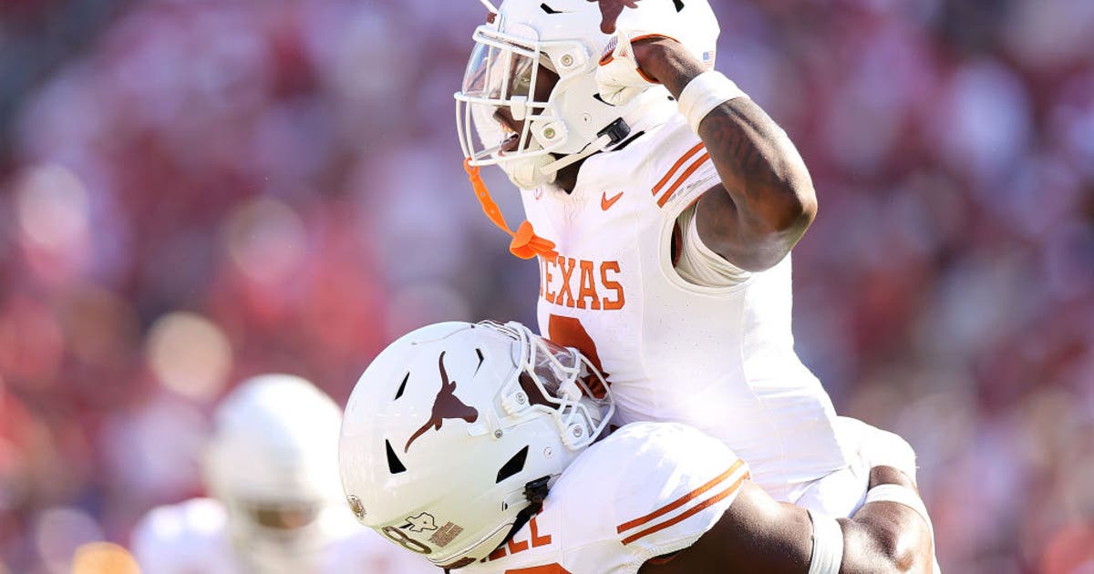 Ewers returns as No. 1 Texas beats No. 18 Oklahoma 34-3 in 1st Red ...