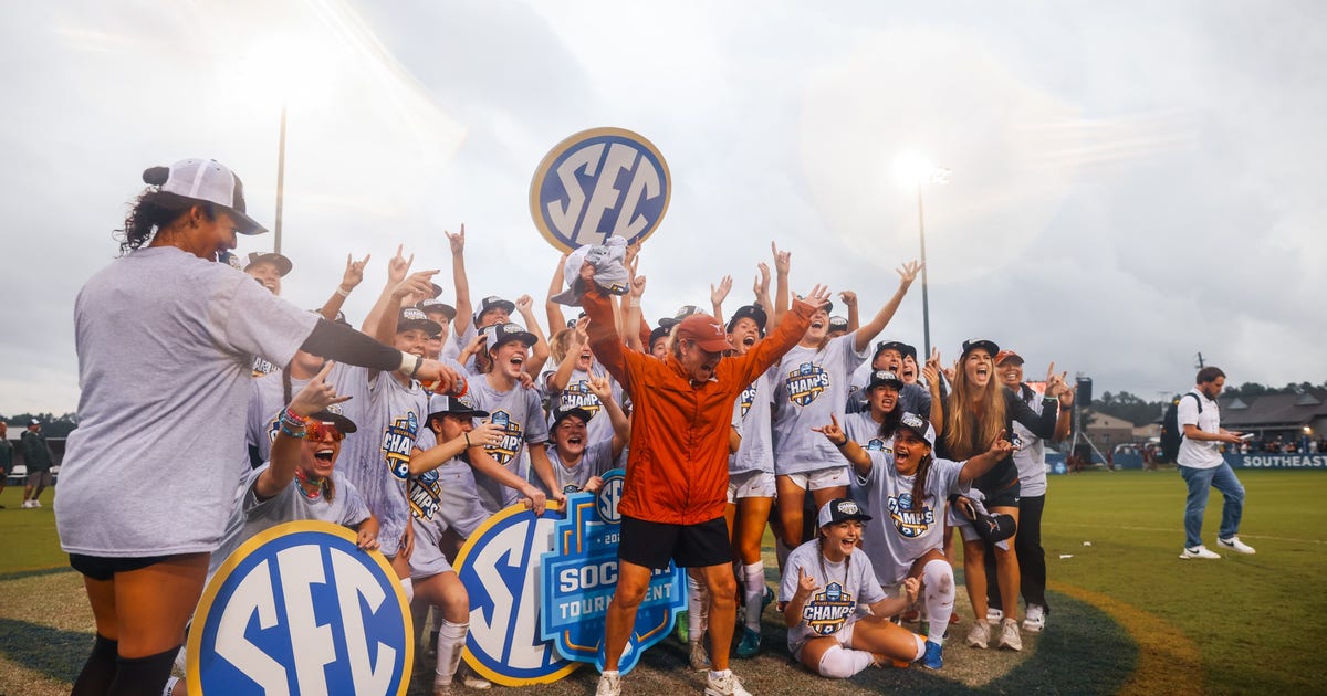 Women's soccer becomes first UT Austin athletic program to win SEC ...