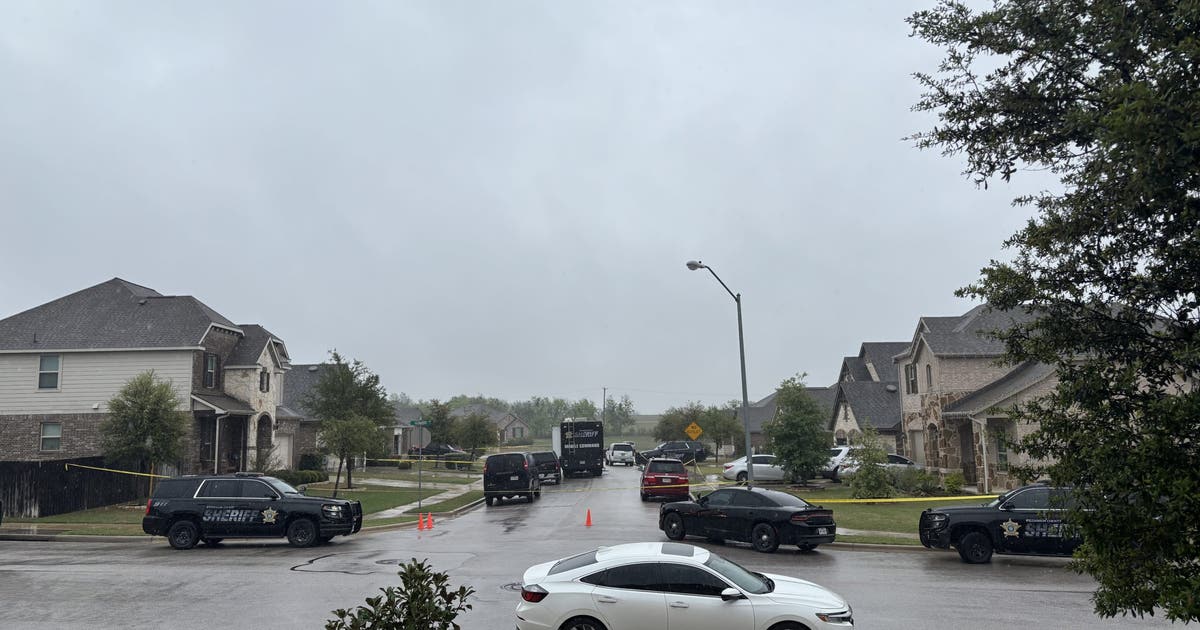Deputies investigating suspected murder-suicide just outside of Round ...