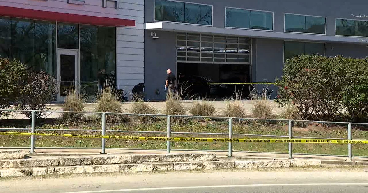Austin Tesla dealership bomb investigation; suspicious devices found ...