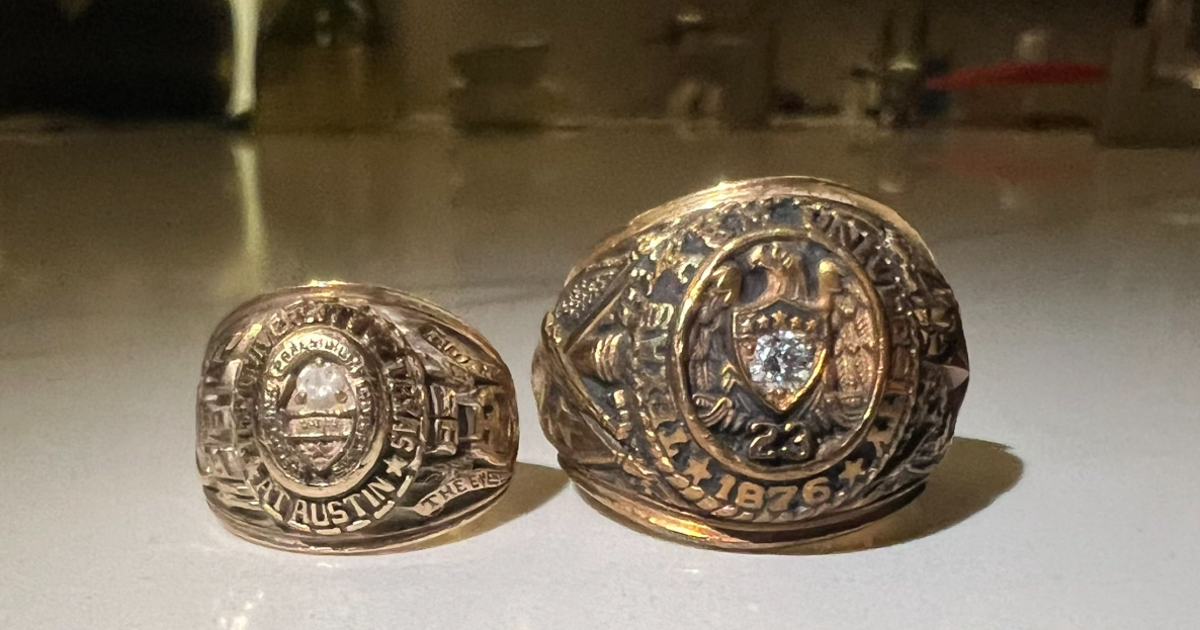 Twin dive team recovers missing Longhorn and Aggie class rings at Lake ...