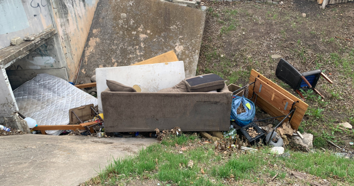 SE Austin resident lives next to creek full of dumped furniture, says ...