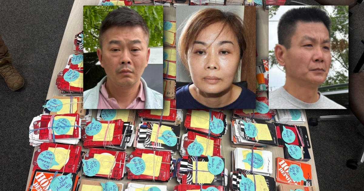 Multi-million-dollar gift card tampering ring busted in Texas; 3 ...