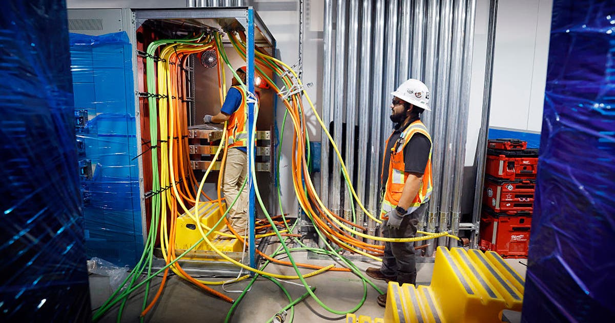 Roy files legislation to track data center water, power use | FOX 7 Austin