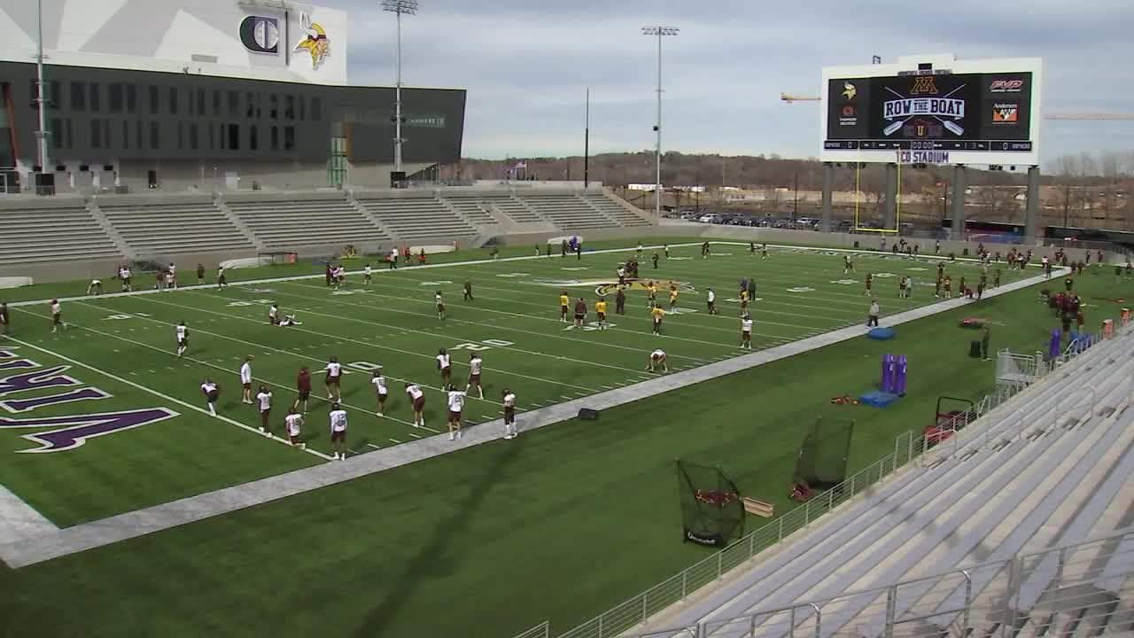 Gophers change pace, practice at Vikings' facility
