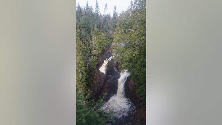 Scientists think they've solved mystery of Devil's Kettle waterfall ...