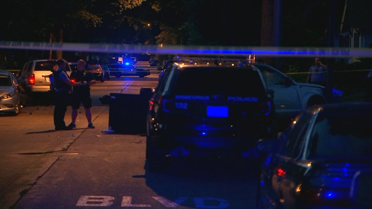 Woman dies after being ejected in Minneapolis crash | FOX 9 Minneapolis ... Woman dies after being ejected in Minneapolis crash | FOX 9 Minneapolis ...