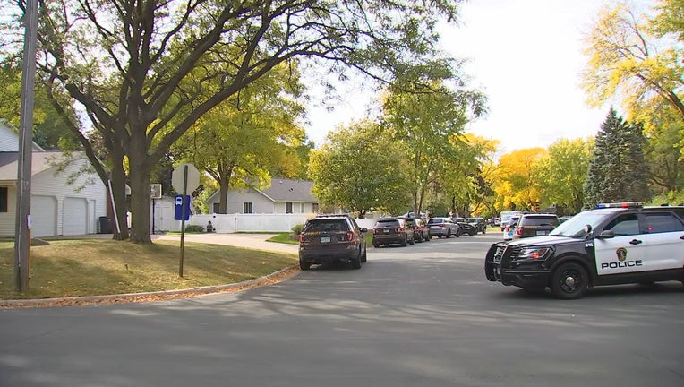 Suspect surrenders after hours-long standoff in Bloomington, Minn ... Suspect surrenders after hours-long standoff in Bloomington, Minn ...