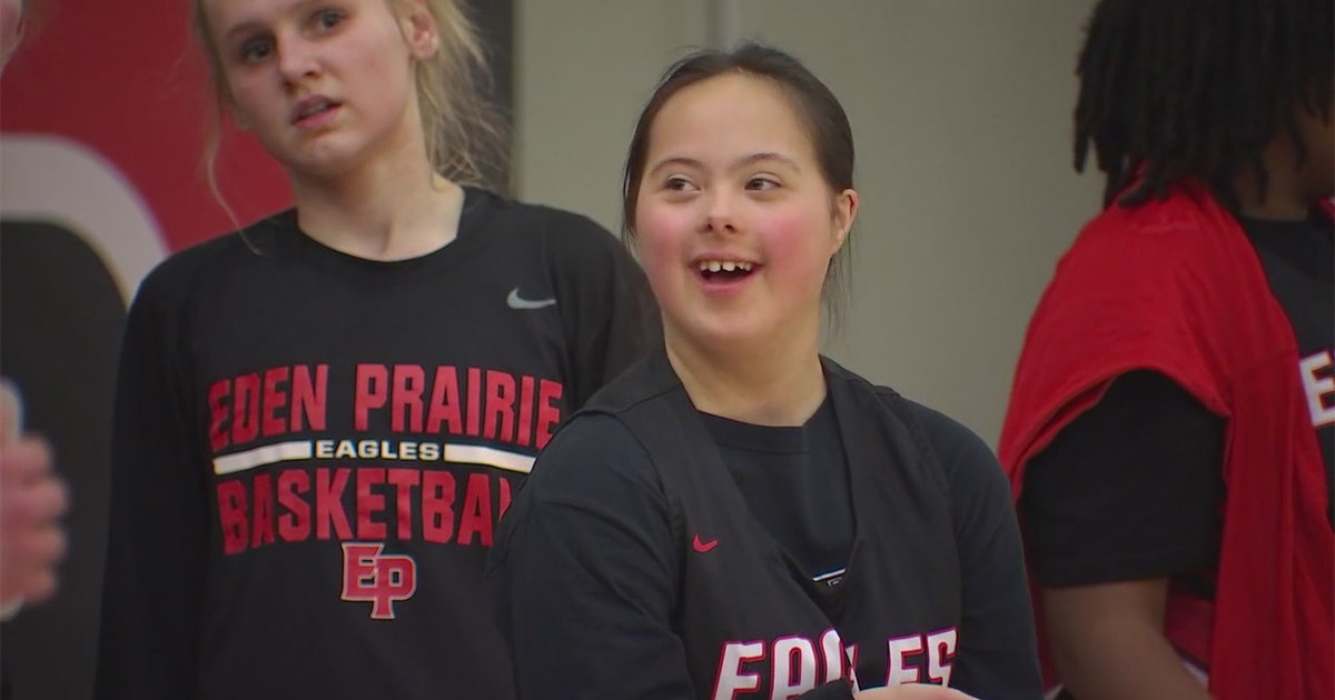 Eden Prairie girls' basketball manager gets special first start | FOX 9 ...