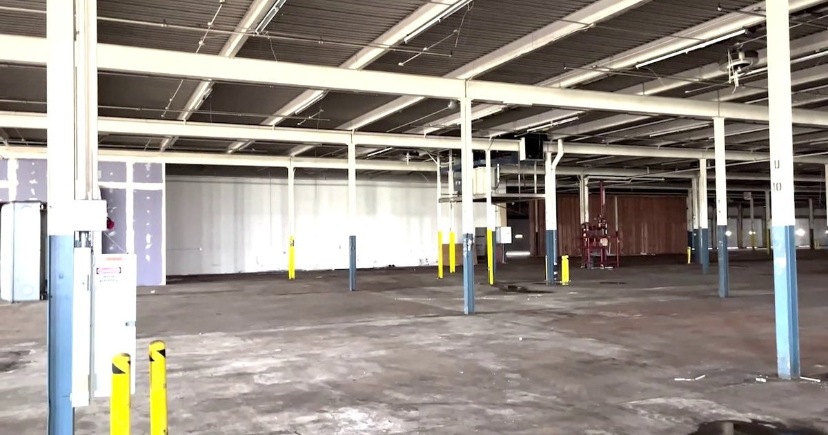 Roof Depot proposal faces new deadline to purchase south Mpls warehouse ...