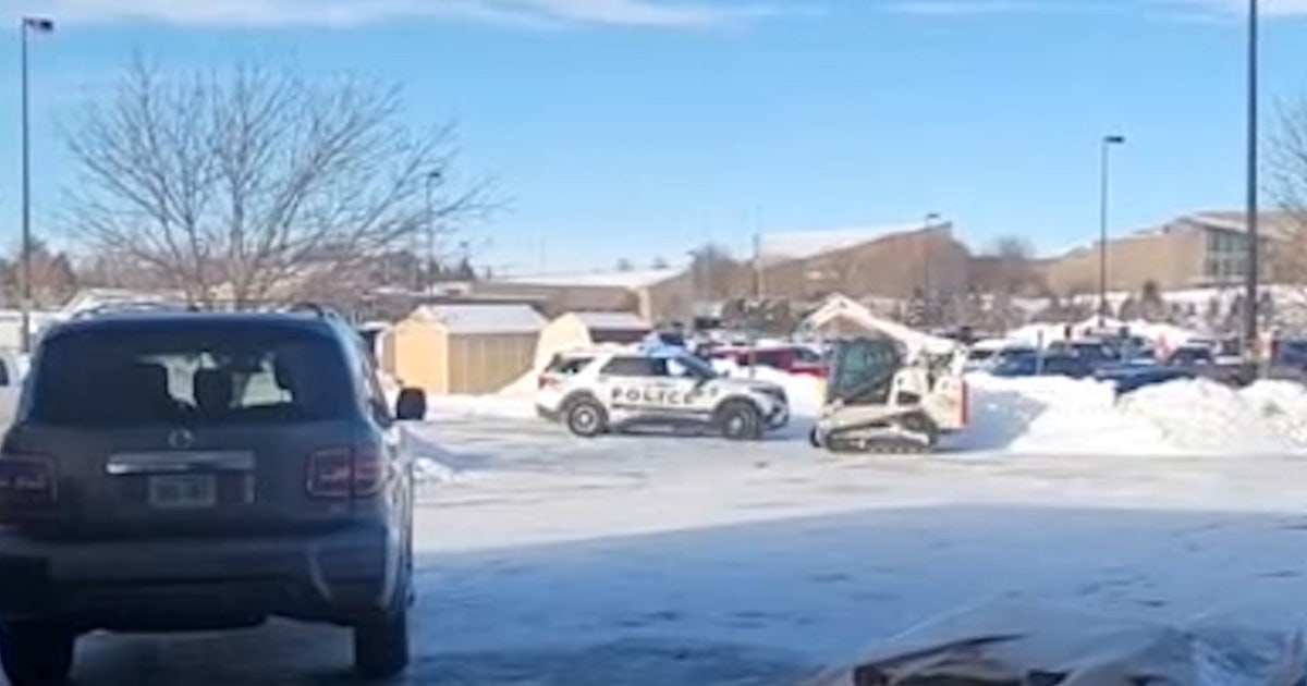 Video: Man damages cars during rampage with skid loader at Home Depot ...