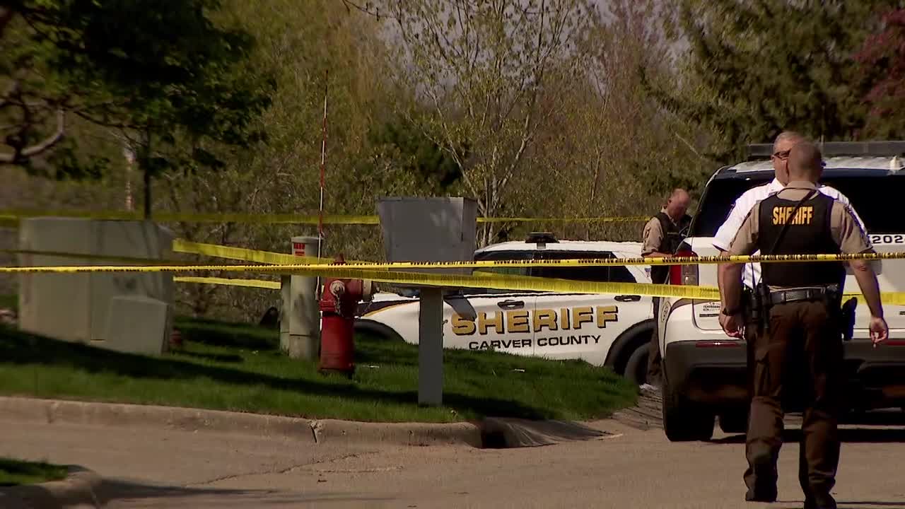 2 Carver County deputies shoot suspect armed with knife, BCA investigating | FOX 9 Minneapolis ...