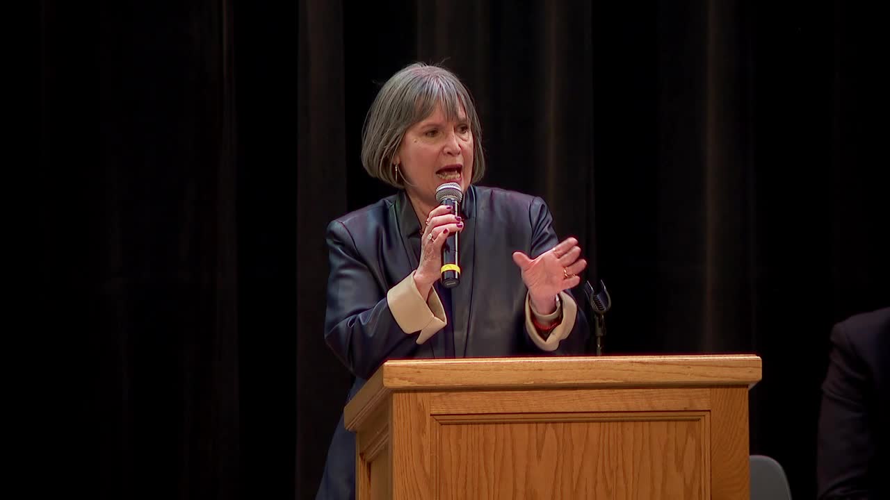 U.S. Rep. Betty McCollum hosts townhall to call out DOGE cuts | FOX 9 ...