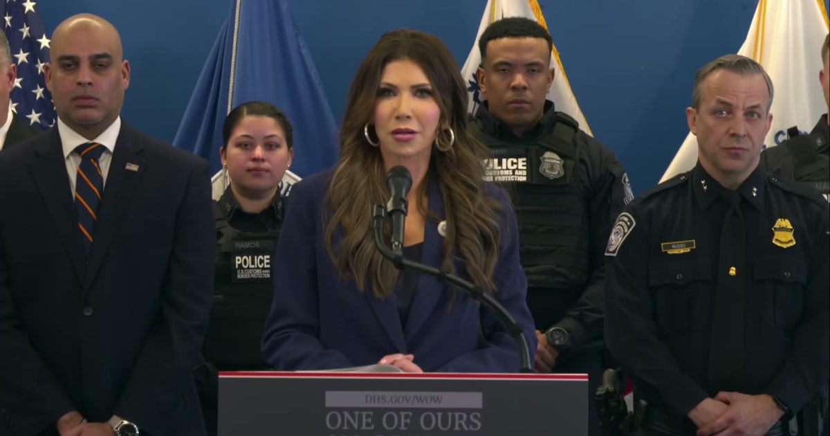 Sec. Noem says DHS sending 'hundreds more' ICE agents to Minnesota ...