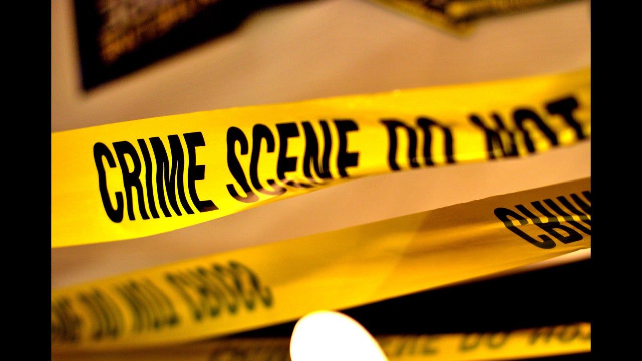 Mother Son Of Man Slain In Shopping Center Lot Sue Owners Fox 11 Los