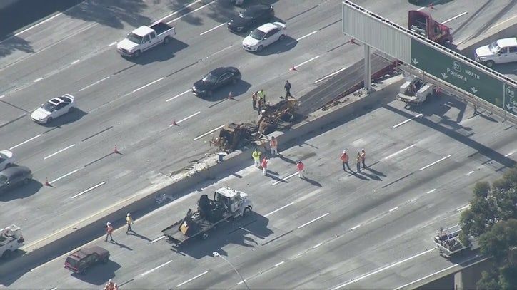 Crash shuts down northbound 57 Freeway in Anaheim | FOX 11 Los Angeles