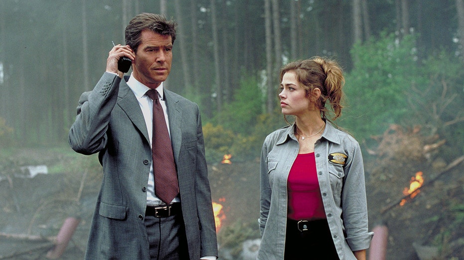 Former James Bond Pierce Brosnan wants a female 007 | FOX 11 Los Angeles Former James Bond Pierce Brosnan wants a female 007 | FOX 11 Los Angeles
