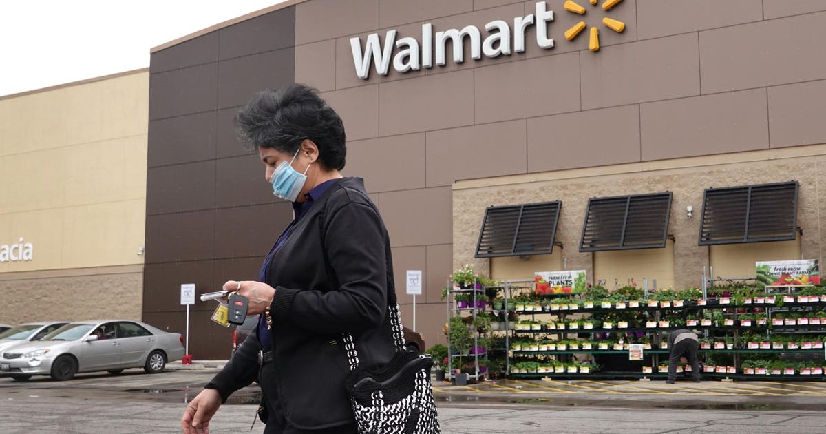 Walmart pays another round of cash bonuses to US hourly employees ...
