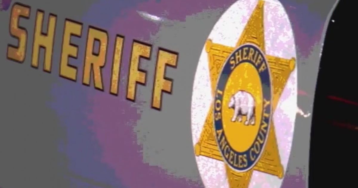 Driver involved in crash with LASD deputy on the run | FOX 11 Los Angeles