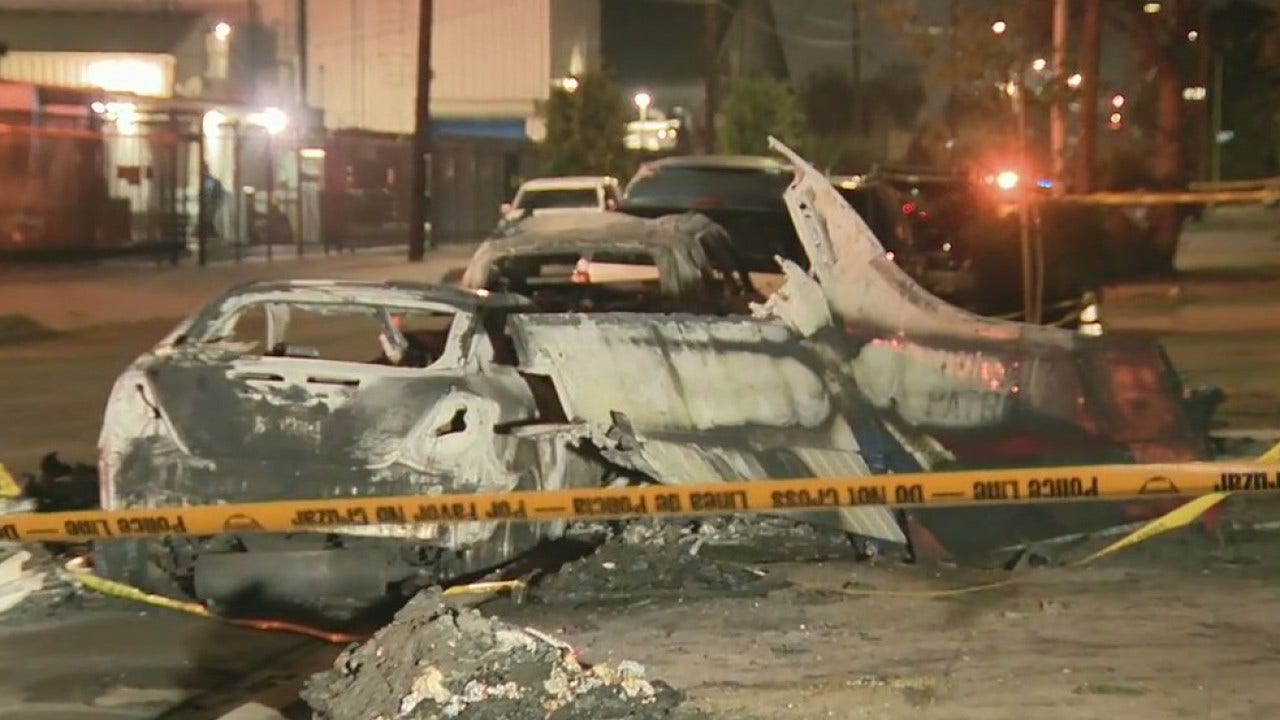 Pilot dies after small plane crashes in Pacoima