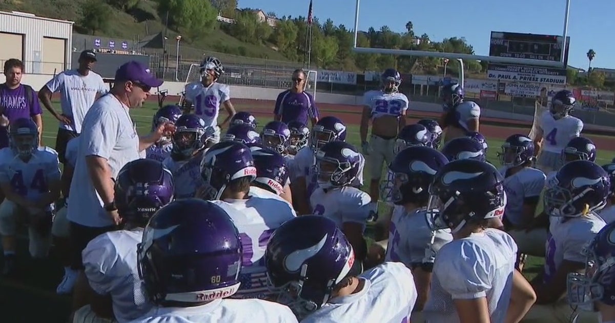 "You have to hydrate": Sports teams battle high heat to play football ...