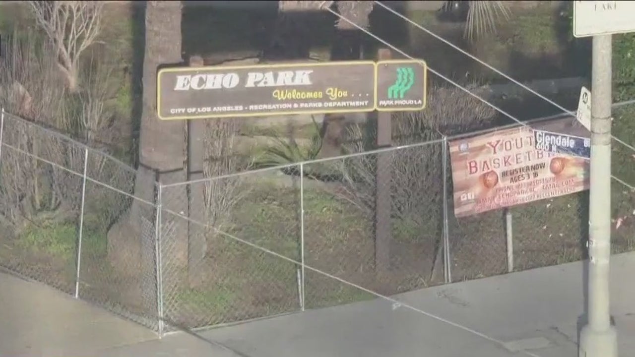 Fence Surrounding Echo Park Lake To Be Removed Fox 11 Los Angeles