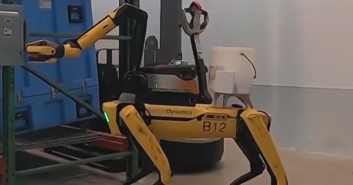 City council OKs LAPD 'robot dog' donation | FOX 11 Los Angeles