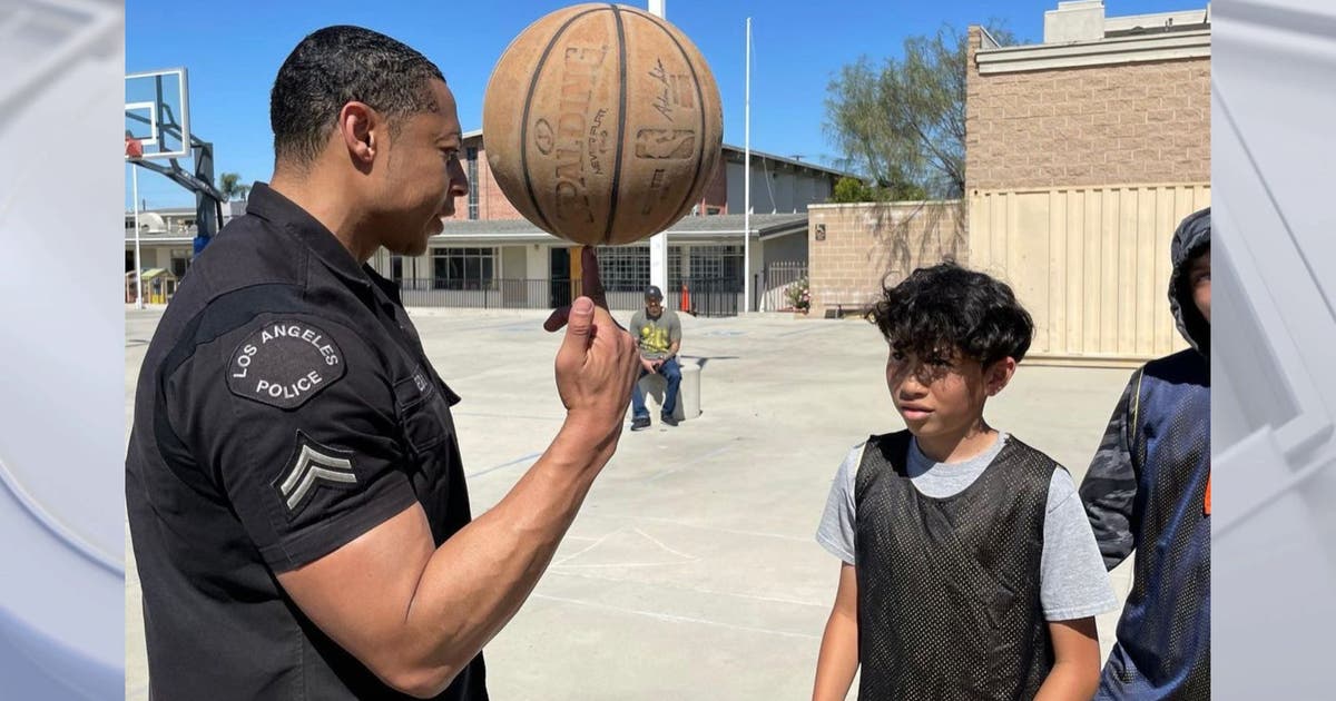 LAPD officer has big skills on the basketball court | FOX 11 Los Angeles