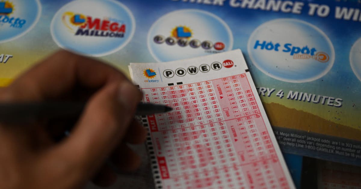 Winning numbers drawn for Powerball's $900M jackpot | FOX 11 Los Angeles