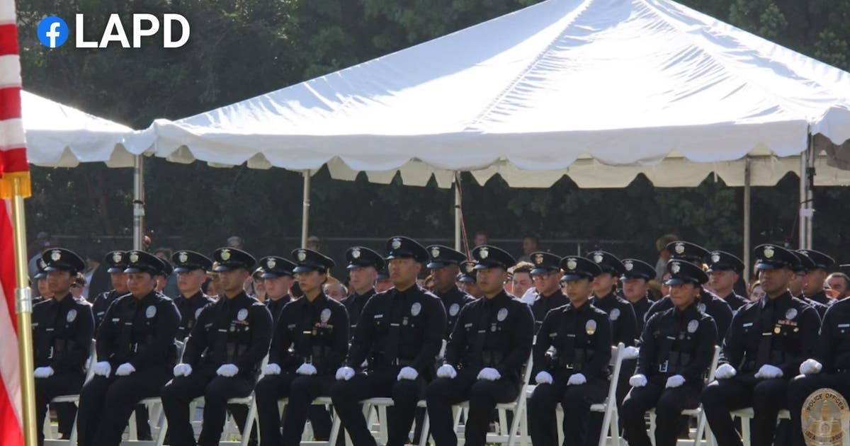 26 LA Police Academy graduates honored at ceremony | FOX 11 Los Angeles