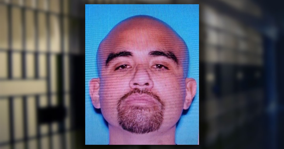 California gang member, a convicted felon, allegedly kills 3, while on ...