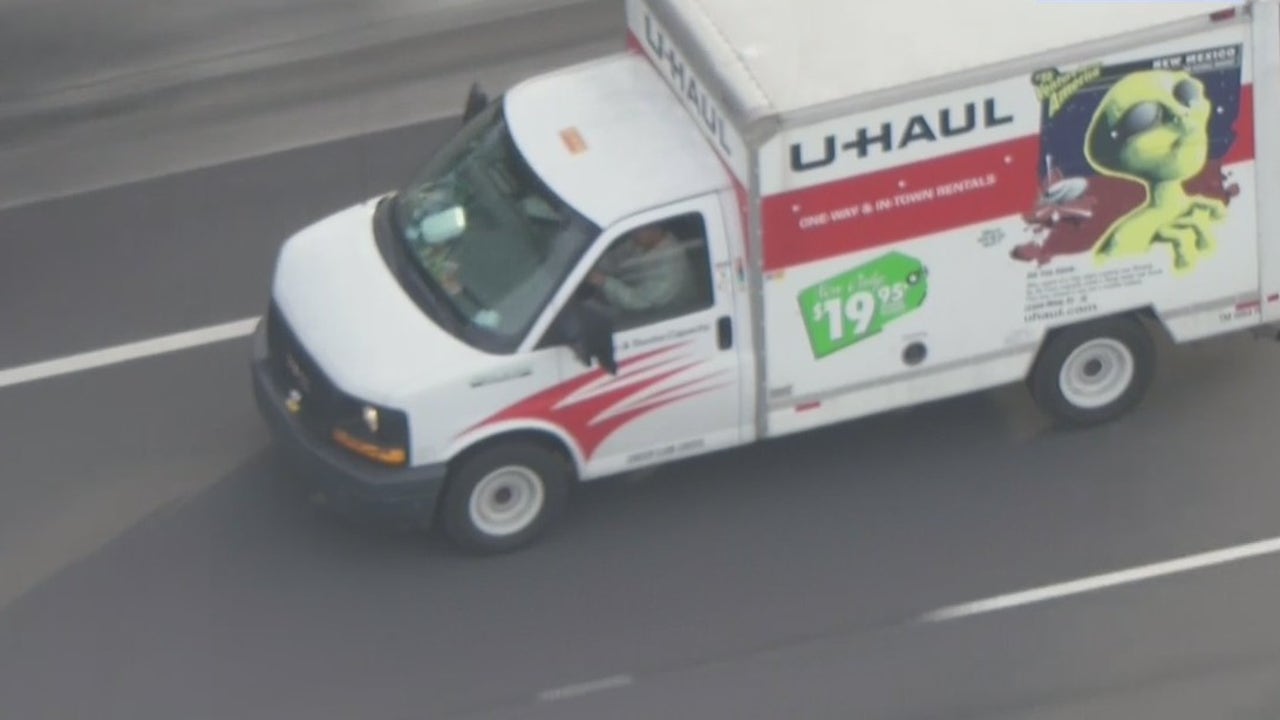Police Chase Authorities In Pursuit Of A Uhaul Through Orange County