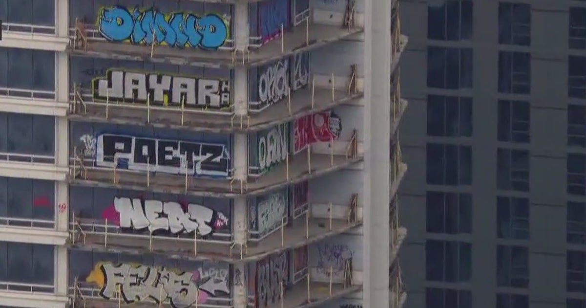Taggers vandalize 27 floors of DTLA high-rise with graffiti; 2 arrested ...