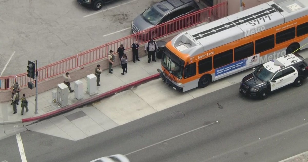 Another stabbing reported on Metro bus | FOX 11 Los Angeles