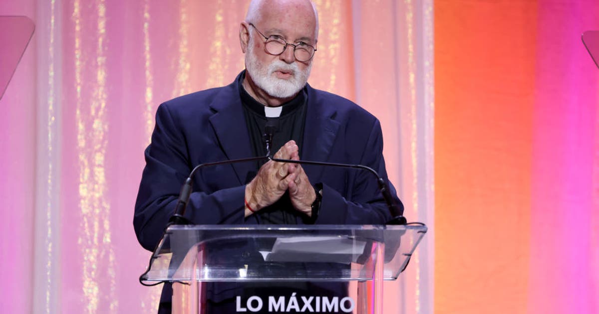 LA-based non-profit founder Father Greg Boyle receives Presidential ...