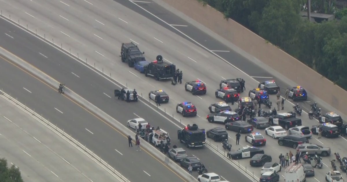 91 Freeway Anaheim: Suspect dead after hours long standoff shuts down ...