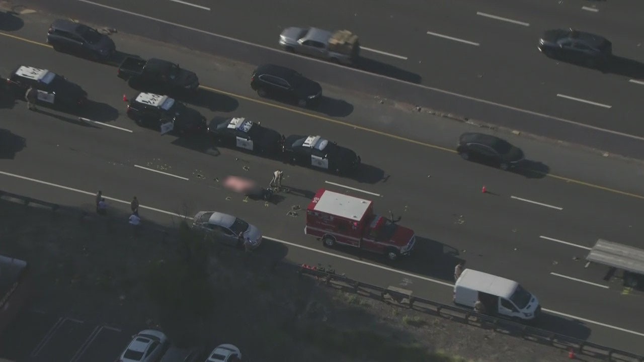 Motorcyclist Killed In 10 Freeway Crash In Woodland Hills Fox 11 Los
