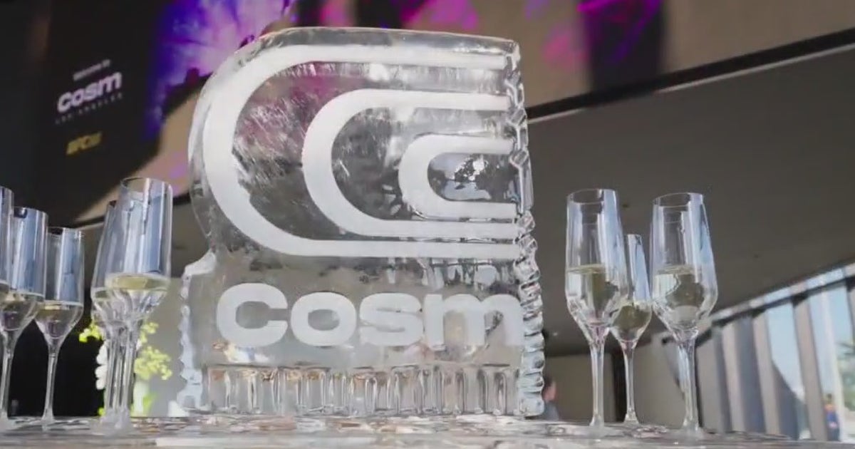 Cosm Dome in Inglewood offers immersive fan experience | FOX 11 Los Angeles