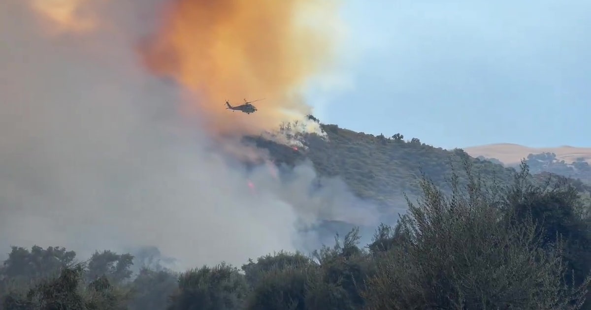 Felicia Fire near Lake Piru forces evacuation order in Ventura County ...