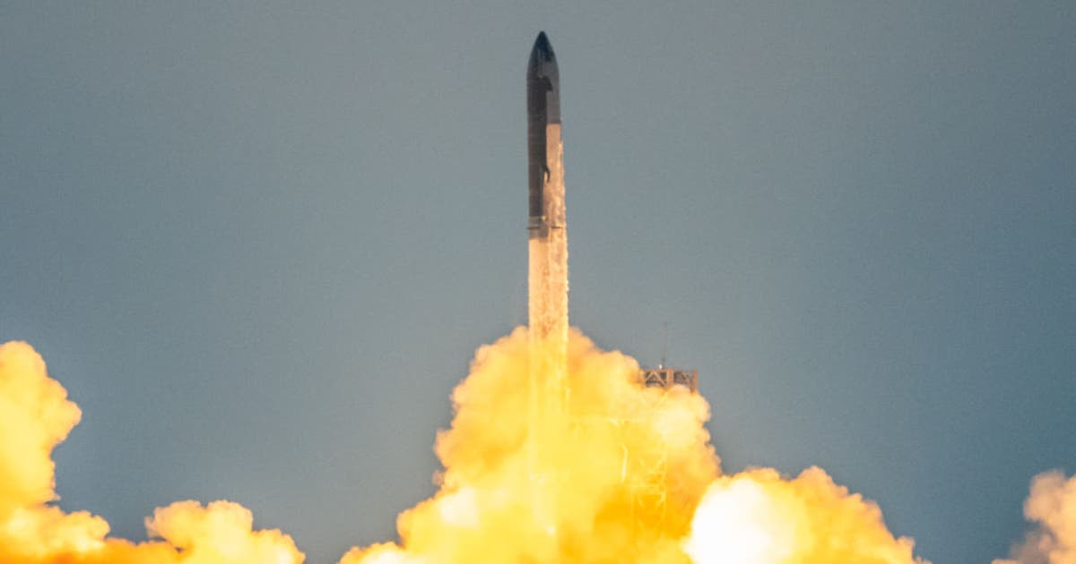 Musk's SpaceX sues California panel over alleged political bias in ...