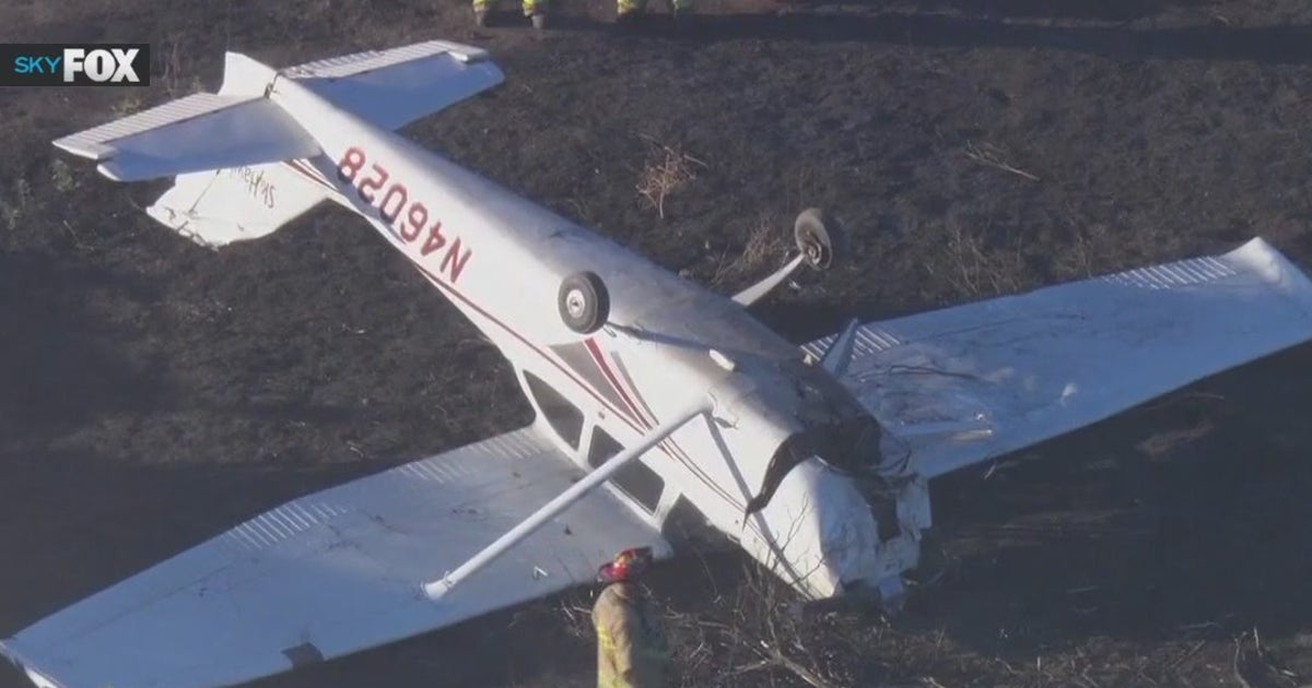 2 survive after small plane crashes in field near Van Nuys Airport ...