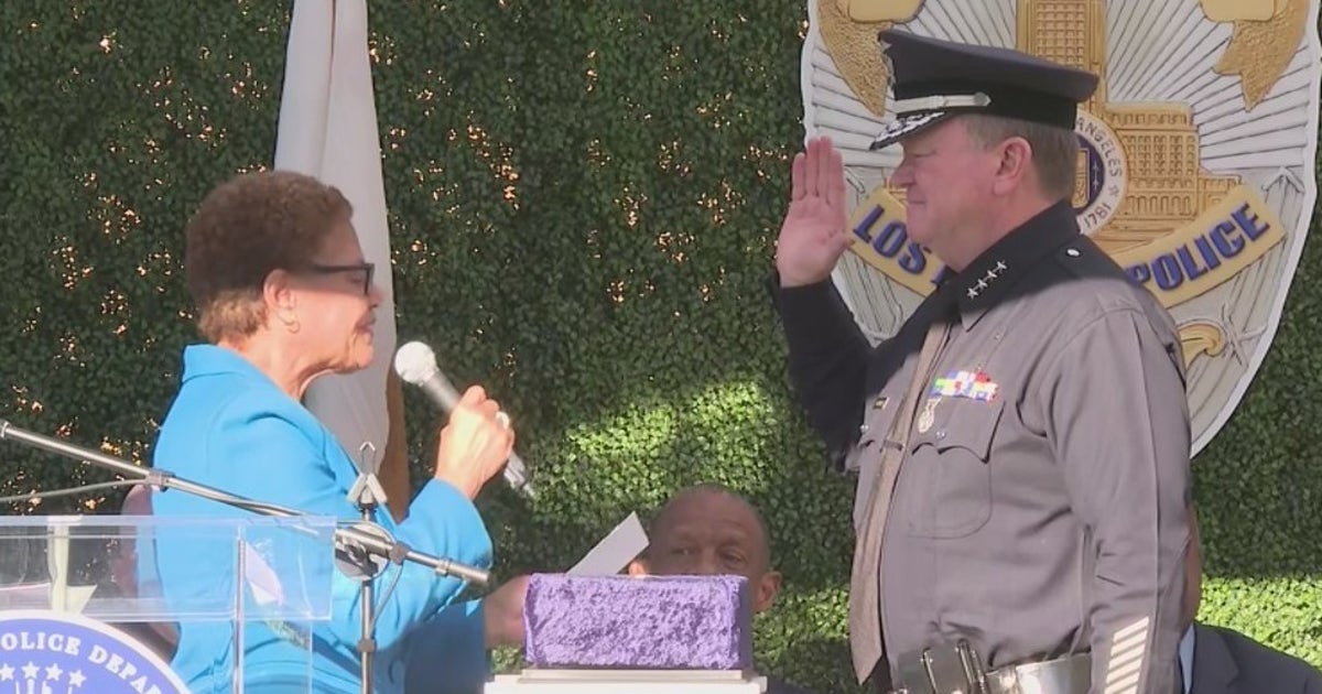 Jim McDonnell sworn in as new LAPD Chief | FOX 11 Los Angeles