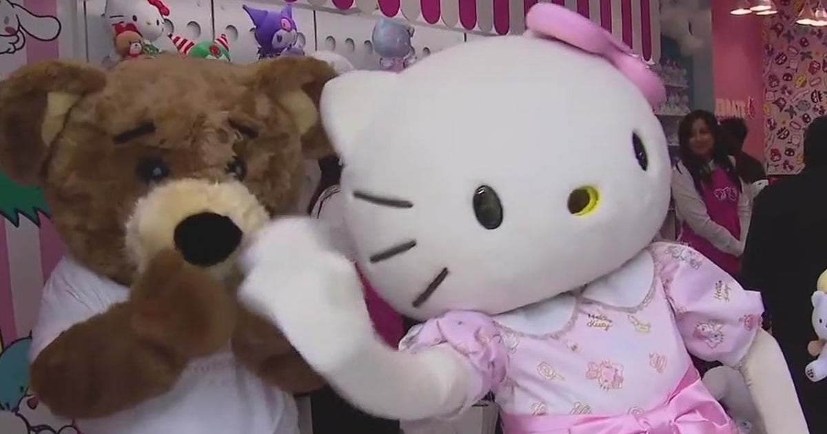 Build-A-Bear x Hello Kitty and Friends Workshop opens in LA | FOX 11 ...