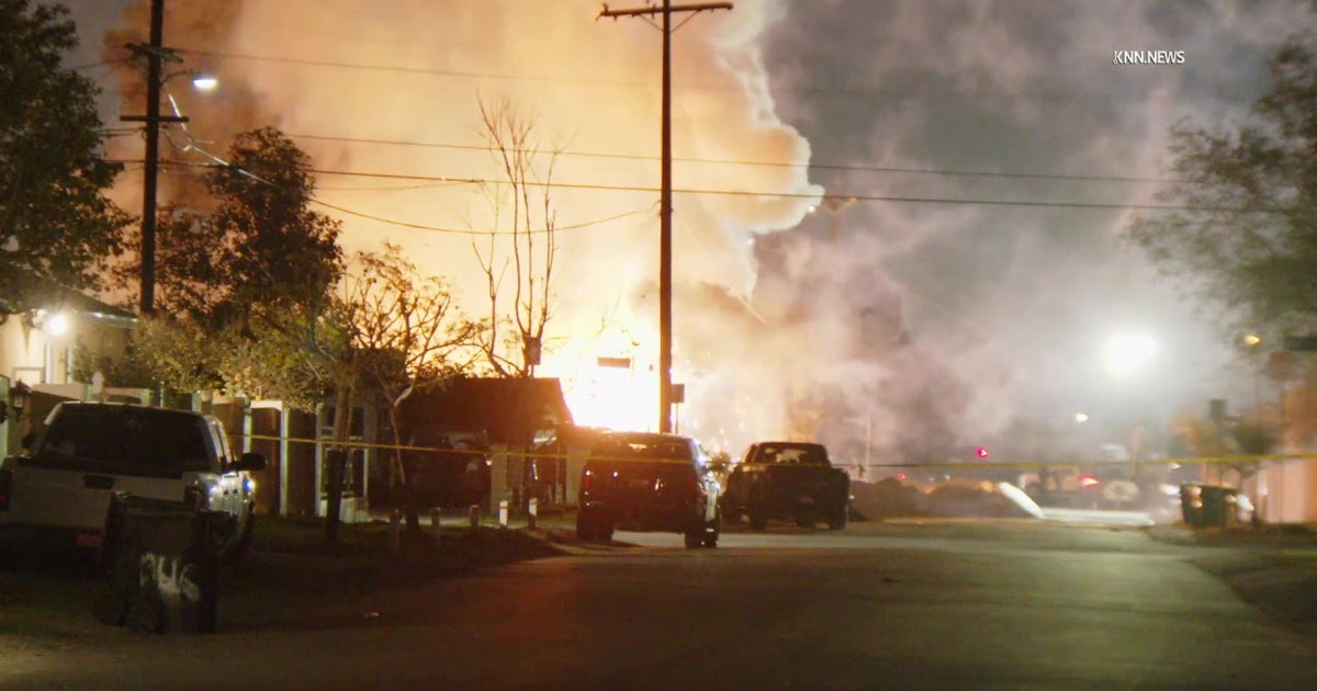 Pacoima residents allowed back home days after home explosion | FOX 11 ...