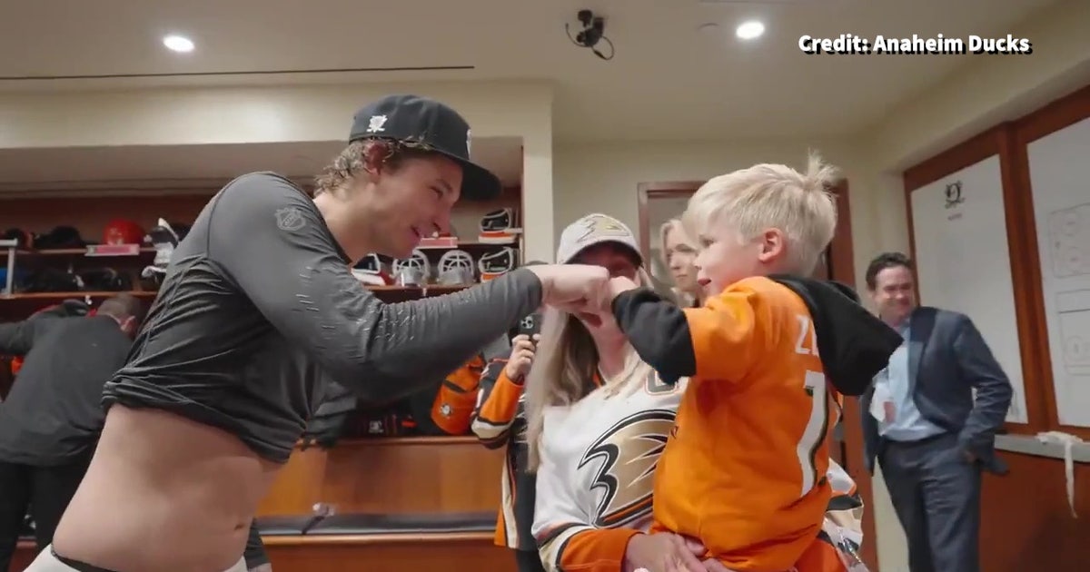 Anaheim Ducks invite 4-year-old to locker room after dramatic OT ...