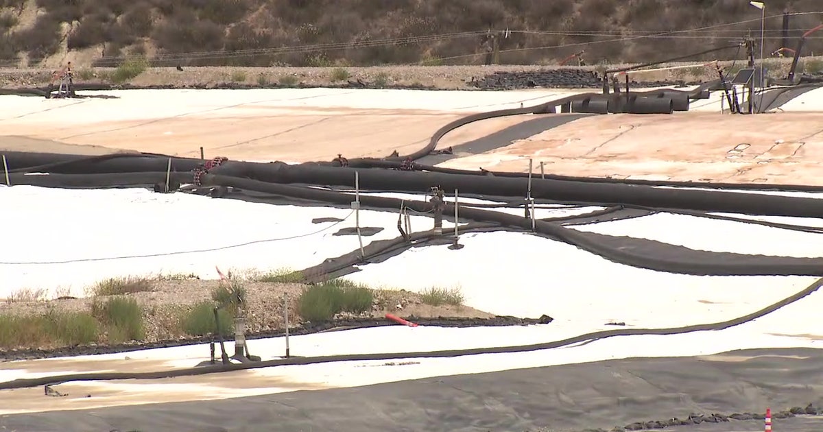 Chiquita Canyon landfill has 90 acres of trash burning, state officials ...